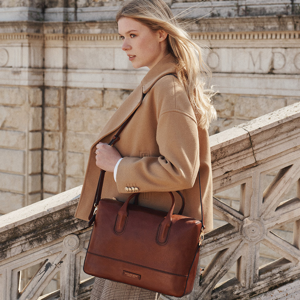 Saldi Donna - Sconti fino al 40% | The Bridge